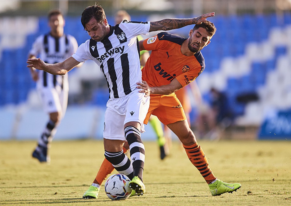 Barcelona to Valencia Train Guide: Fares, Duration & Booking Tips ...