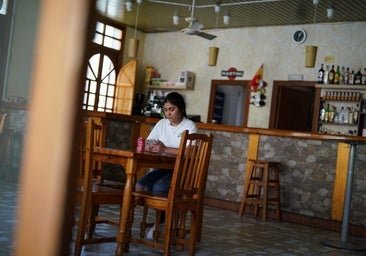 西班牙小镇急寻酒吧主：月租仅100欧，重振社区心脏 - Spain Living Forum